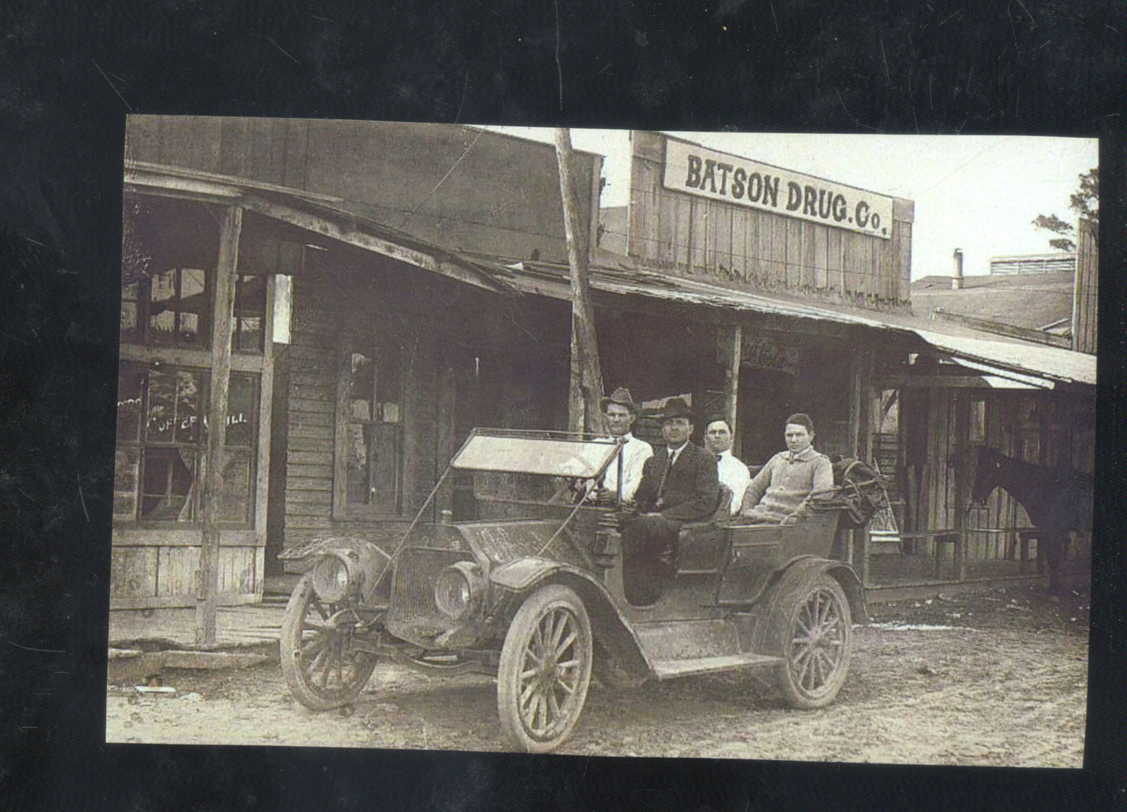 REAL PHOTO BATSON TEXAS BATSON DRUG STORE OLD AUTOMOBILE CAR POSTCARD ...