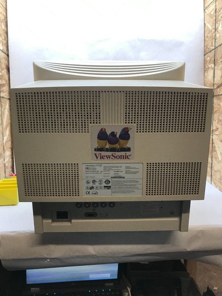 ViewSonic P225f Perfect Flat Monitor CRT 22" (20" Viewable) 2048 x 1536 ...