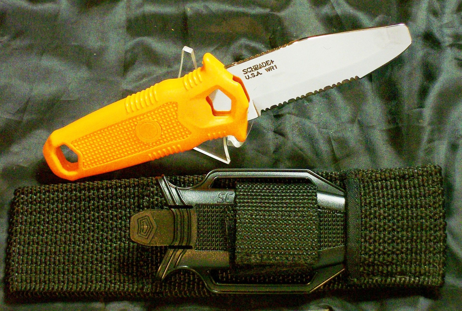 Schrade WR1O Knife Divers Water Rat Dual Edge Tool Scalloped Blade W ...