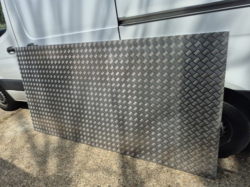 3mm Aluminium Chequer Plate 8x4 2500x1250mm Checker Chequered 5Bar ...
