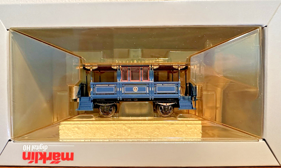 Marklin HO AC 1:87 KÖNIG LUDWIG ROYAL 5 WAGON + TRISTAN LOCOMOTIVE Set ...