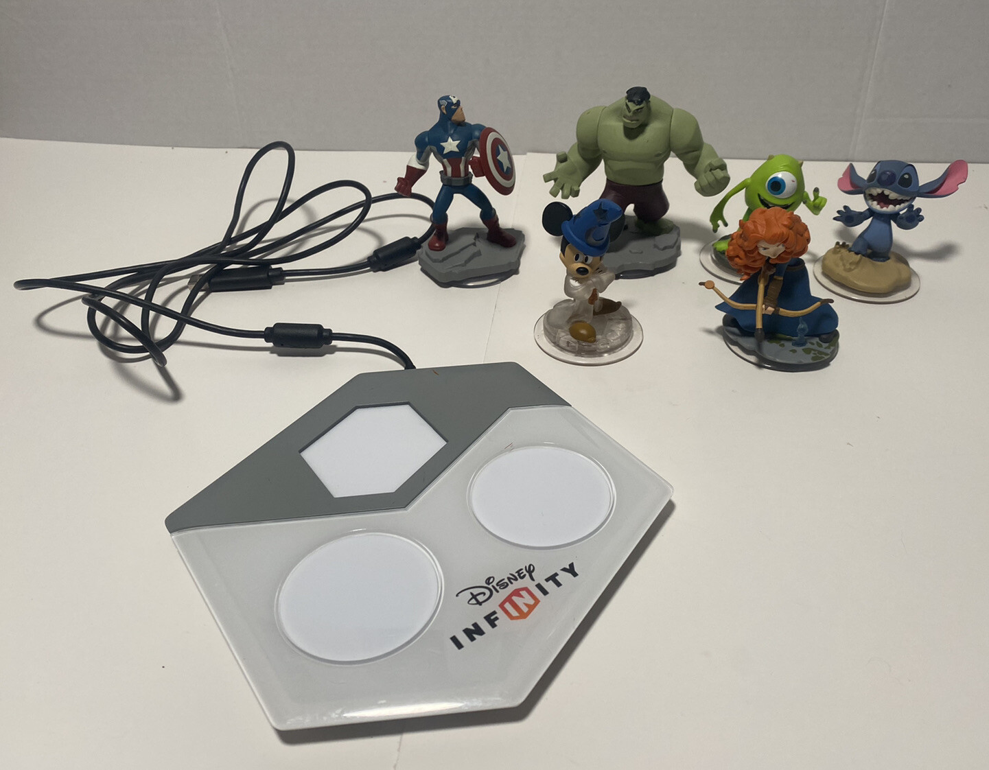 Disney Infinity Game Characters and Pieces With Pad And Game Xbox 360 ...