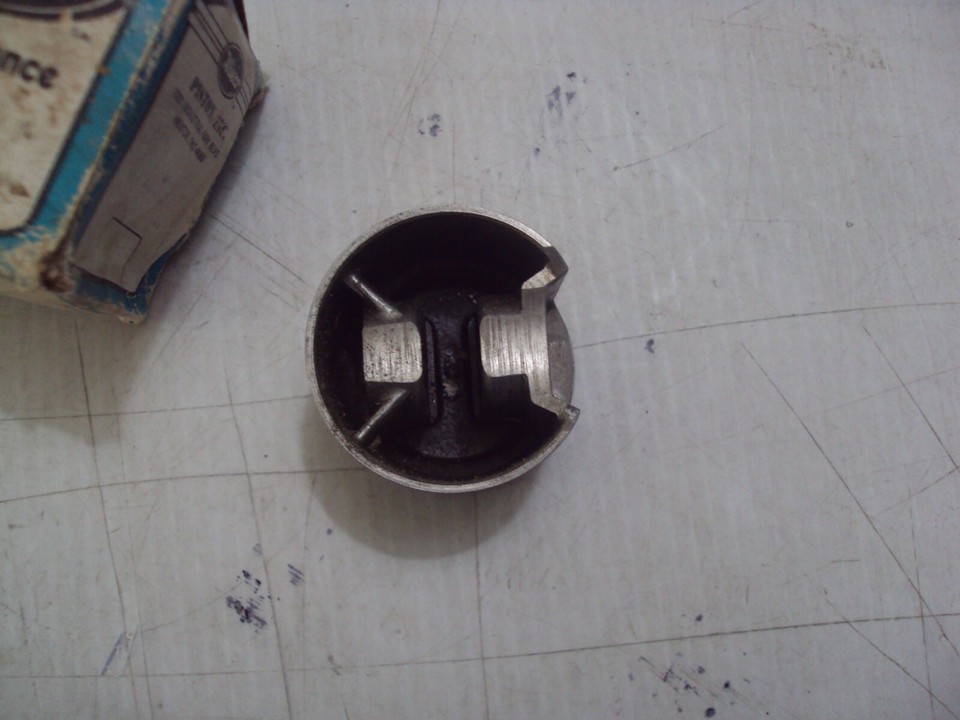 Vintage Wiseco Mcculloch go kart racing engine piston W/rings, 1000P1 ...