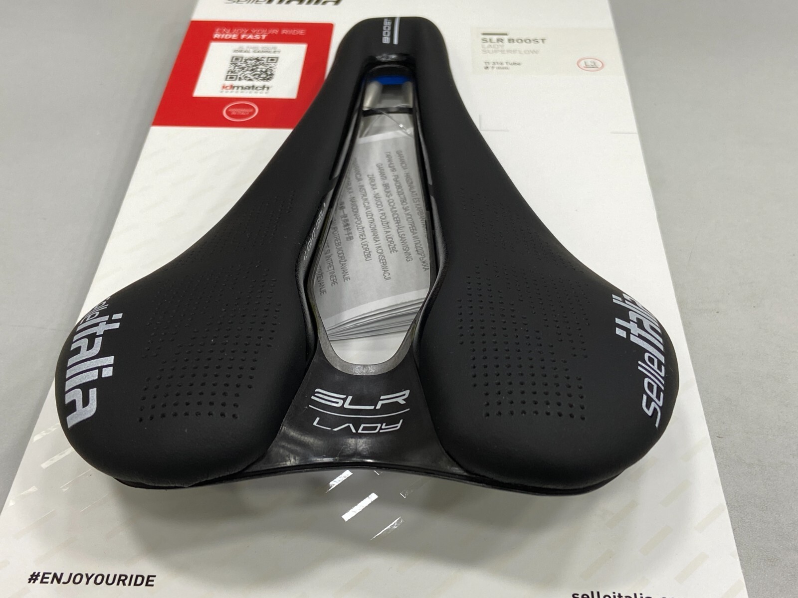 Selle Italia SLR Boost Lady Superflow L3 (145x248mm) TI 316 Rail Saddle ...