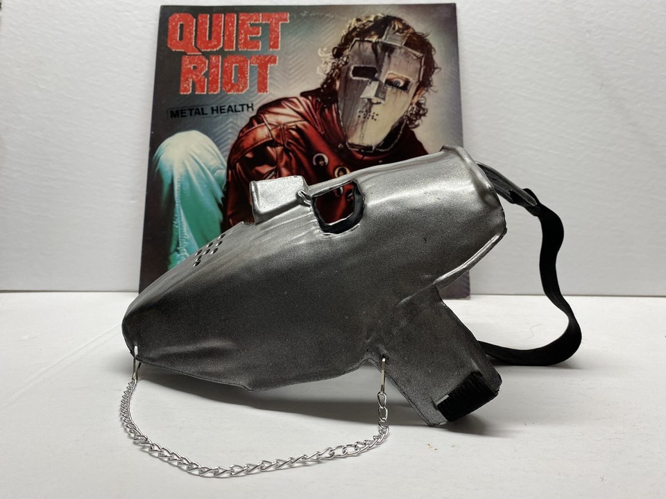 QUIET RIOT Metal Health Mask, 2019, Trick or Treat Studios, Brand New ...