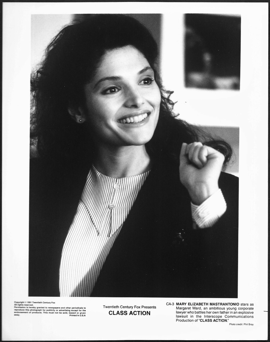 Young Mary Elizabeth Mastrantonio