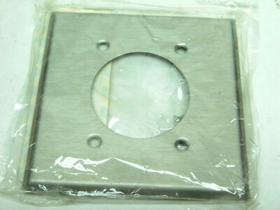 NEW COOPER/ EATON 93227 Wall Plate 2-Gang Single Outlet 2.1563" Hole ...