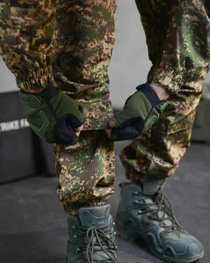 Military uniform Predator Predator Tactical suit military demi-season ...