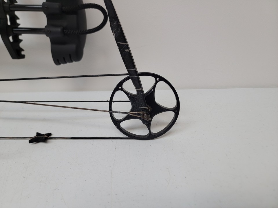 PSE Archery Stinger 3G 25.5-30.5", 40-70lbs RH Camo Compound Bow | eBay