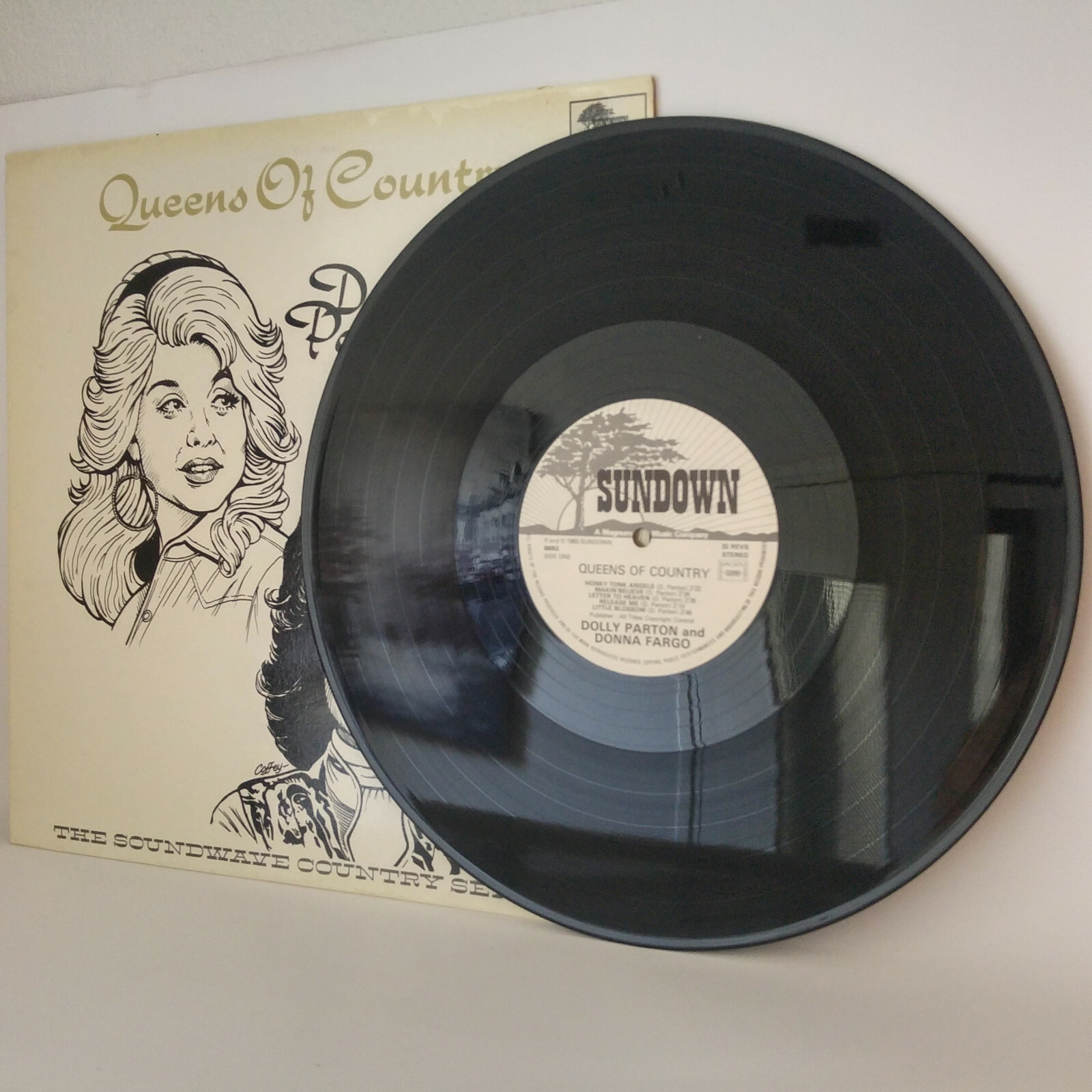 Dolly Parton And Donna Fargo ‎– Queens Of Country Label: Sundown ...