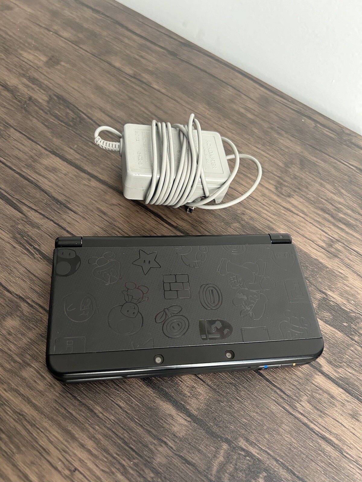 Nintendo New 3DS Mario Black Friday Limited Edition Console Black ...