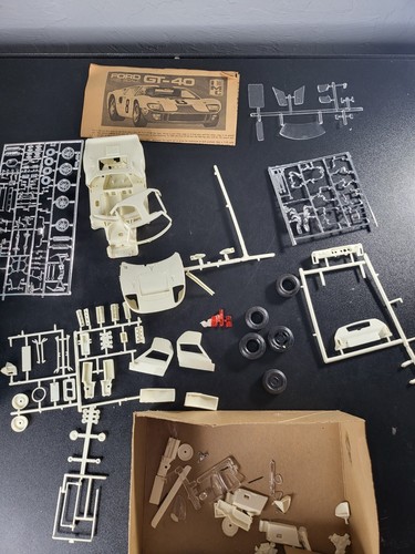 IMC Ford Gt-40 Gulf Lemans Race Car #8 Kit 1 24 for sale online | eBay