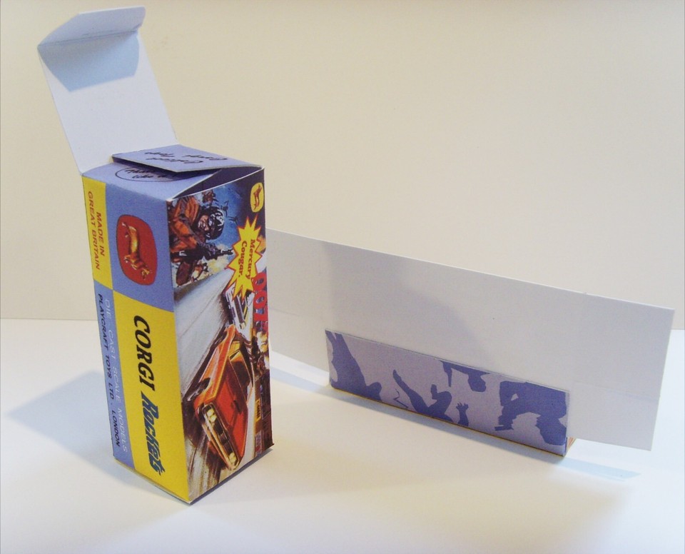 CORGI ROCKETS - OHMSS. JAMES BOND - MERCURY COUGAR - Display box & tray ...