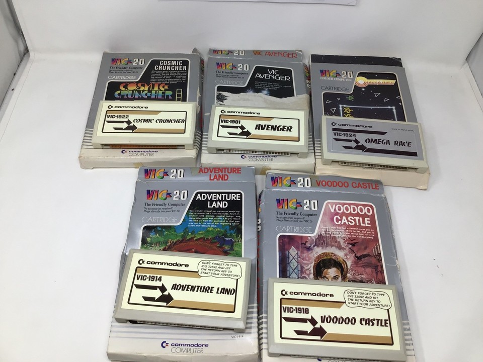 VINTAGE COMMODORE 128/ 64 VIDEO COMPUTER SYSTEM GAME CONSOLE HUGE ...