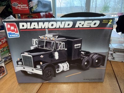 AMT 1/25 DIAMOND REO TRUCK RIG MODEL KIT FACTORY SEALED | eBay