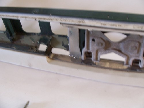 1986 CHEVY CAPRICE TAILLIGHT TRIM FILLER PANEL REAR HEADER BROKEN MOUNT ...