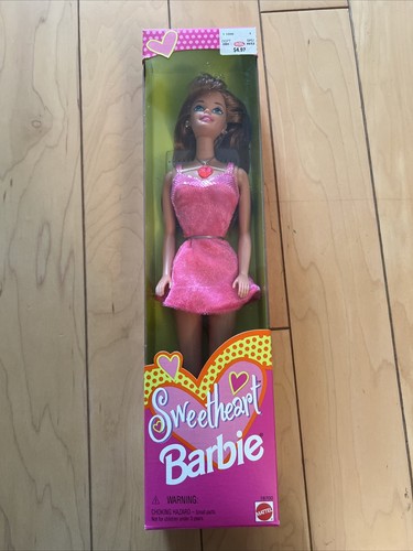1997 Sweetheart Barbie Doll, Auburn Hair Mattel 18700 New in box ...