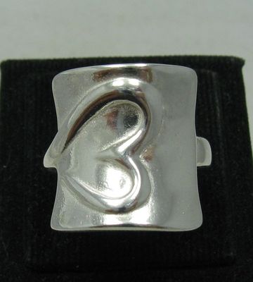 Stylish Genuine Sterling Silver Ring Heart Stamped Solid Hallmarked 925 ...