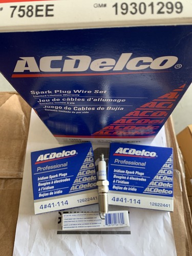Genuine 8-pcs AC DELCO IRIDIUM SPARK Plugs 41-114 And Acdelco Wire Set ...