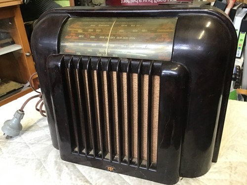 Vintage STC 105C Bakelite jelly mould valve/ tube radio | eBay