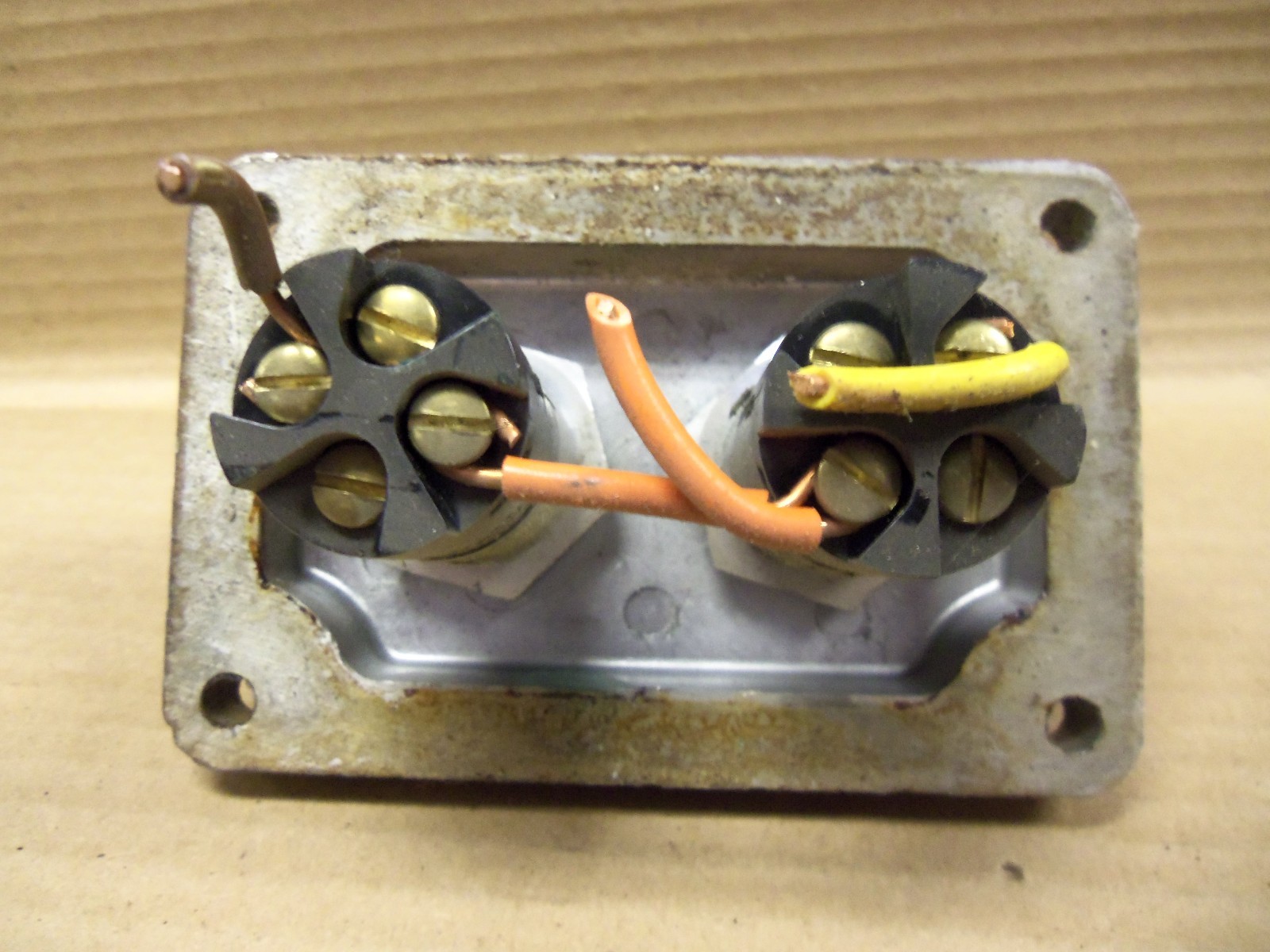 Appleton ESK-U2-LB ESKU2LB Explosion Proof Stop Job Pushbutton Switch ...