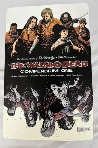 The Walking Dead Compendium Volume One, Zombie Graphic Comic Book ...