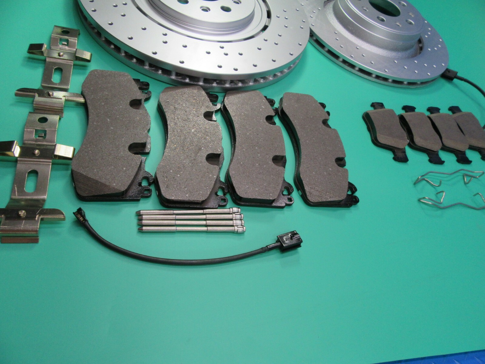 Maserati Levante S front and rear brake pads + rotors high performance ...