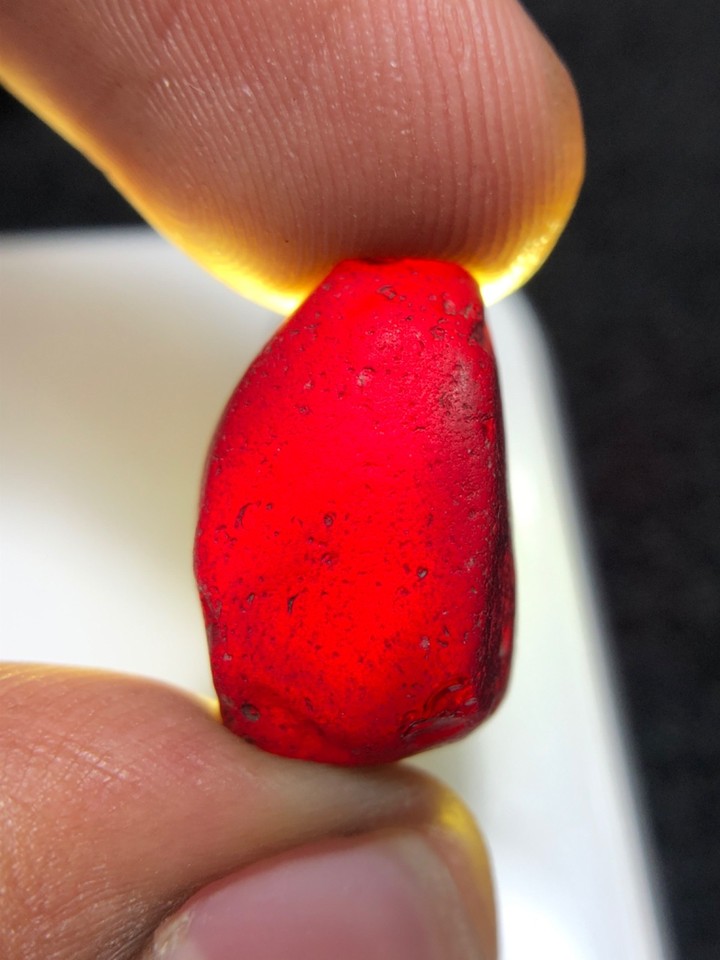 33.30 Mozambique Garnet Rough, Natural Blood Red Garnet Raw Crystal ...