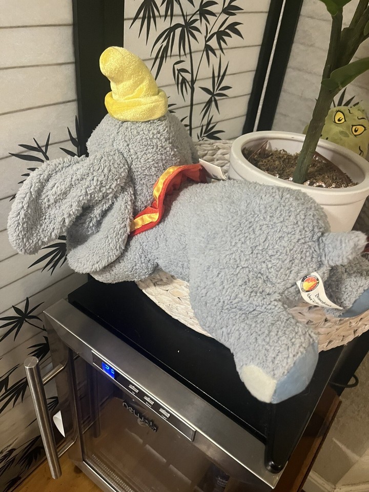 Walt Disney World Exclusive Flying Dumbo w/Feather Plush 18" Long Plush ...
