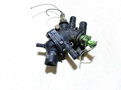8200065390 fluide de refroidissement du moteur Thermostat 82000653 ...