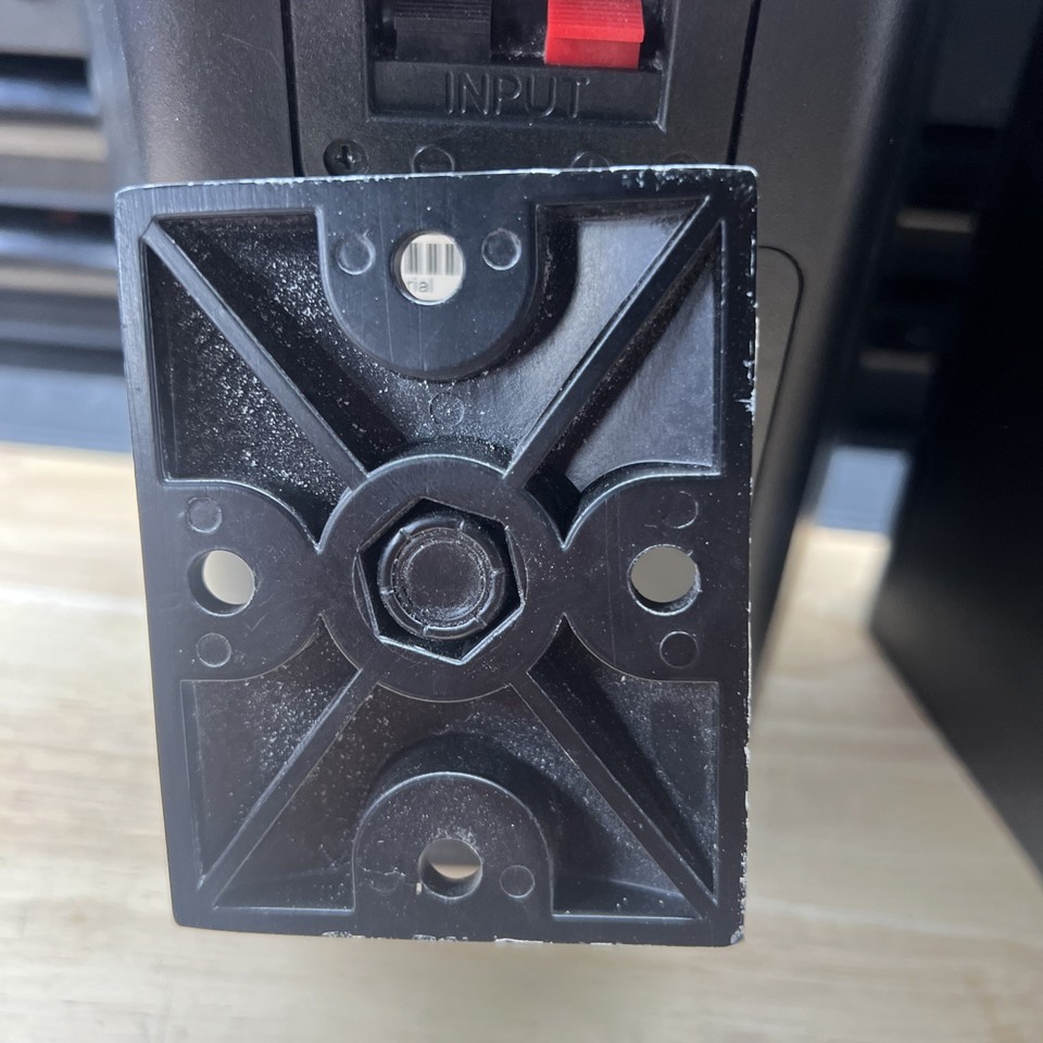 2 TESTED JBL PROFESSIONAL CONTROL 25 SPEAKERS W/JBL INVISIBALL MOUNTS ...