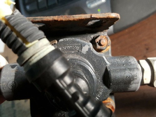 BENDIX QRN QUICK RELEASE VALVE T-5007242 | eBay