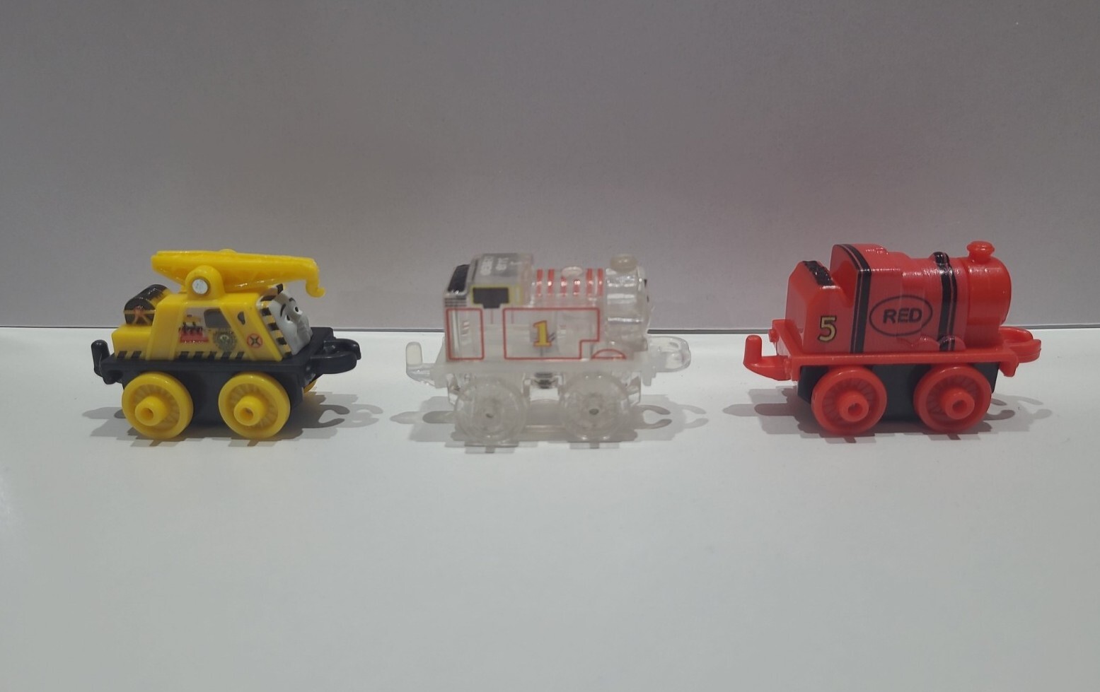 6x Miniture Thomas the Tank and Friends Trains Mini Like New Condition ...