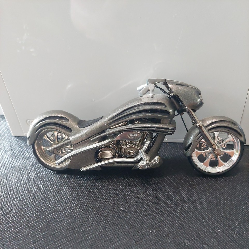 Arlen Ness Custom Outlaw Chopper Bike Motorcycle Black Silver. | eBay