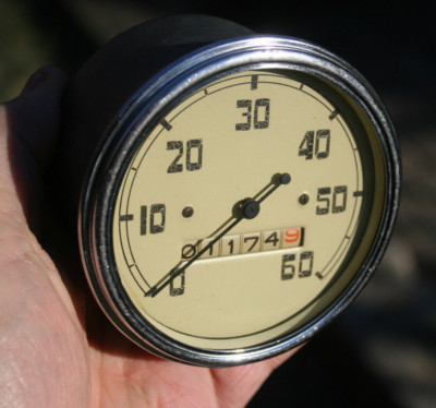 47-59 GMC AC Truck Vintage Beige Creme Tan 60 MPH 3 3/8" Speedometer | eBay