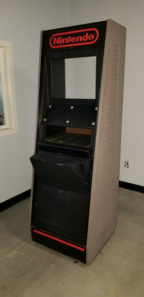 Nintendo M82 Kiosk Store Display | eBay