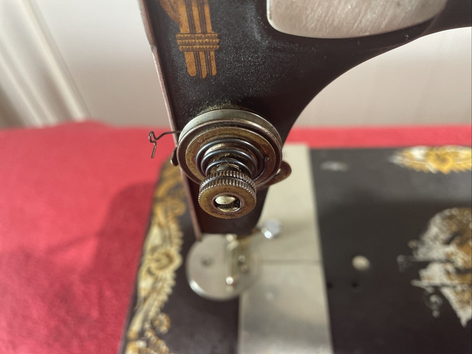 Antique 1924 Model 127 Singer Sphinx Treadle Sewing Machine Head Only ...