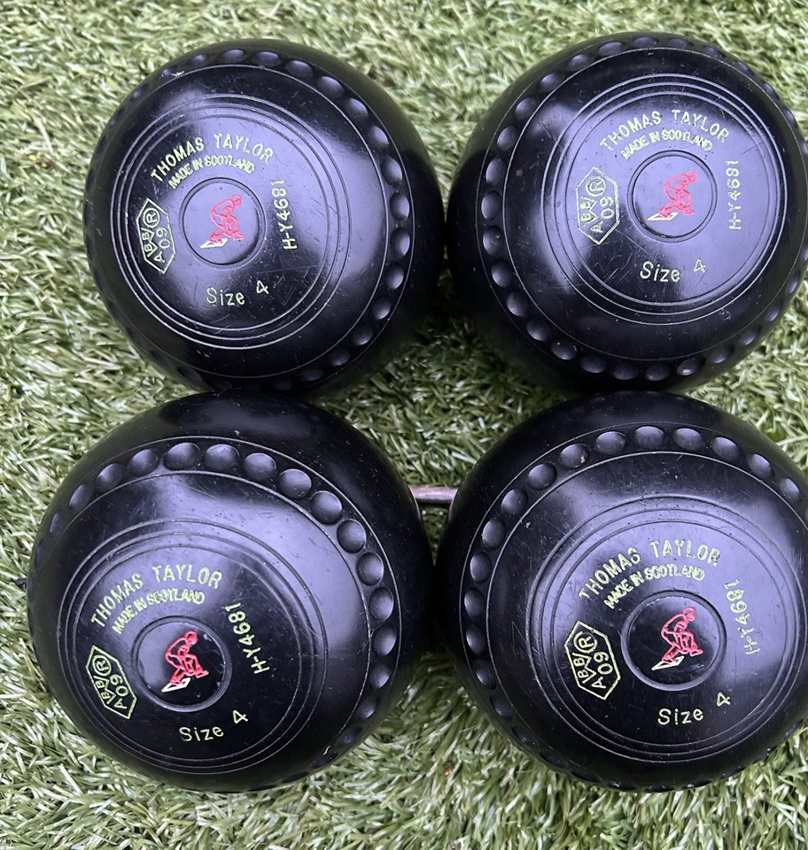 Size 4 Thomas Taylor Vector Lawn Bowls. Set of 4. | eBay UK
