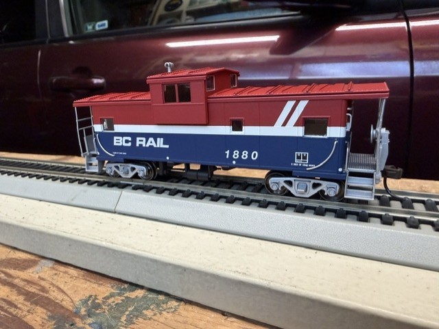 NIB- Atlas - BC Rail Extended Vision HO scale Caboose | eBay