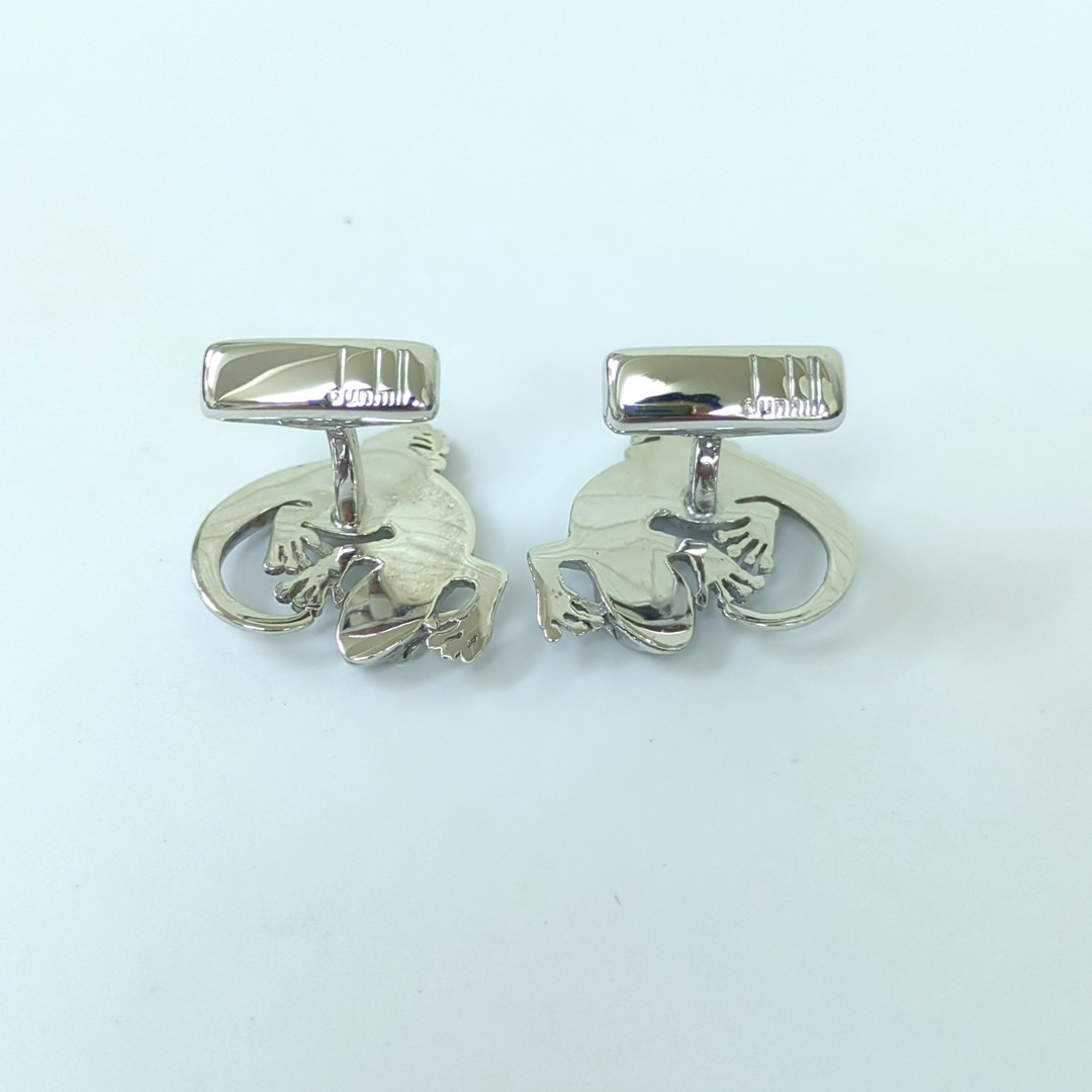 dunhill Cufflinks Lizard Silver 925 Men's W/Box Used from dunhill Cufflinks Lizard Silver 925 Men's W/Box Used from