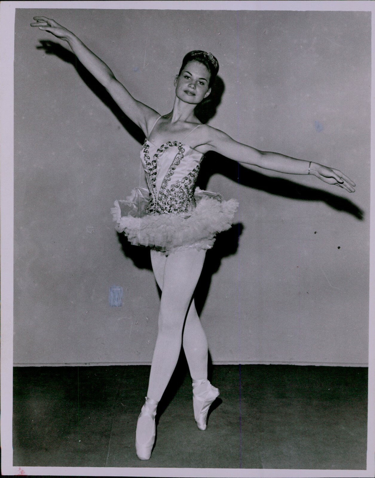 LG835 1964 Orig Photo LINDA RANKIN Beautiful Ballerina Dancer in Tutu ...
