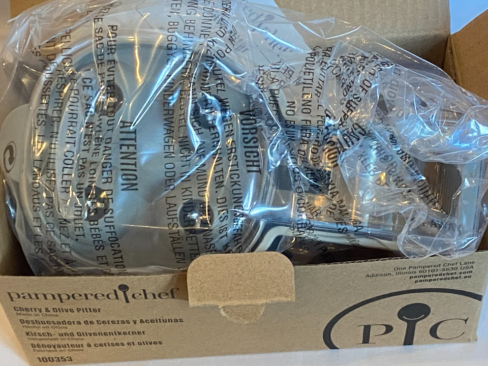The Pampered Chef Cherry & Olive Pitter ~ New in Box | eBay
