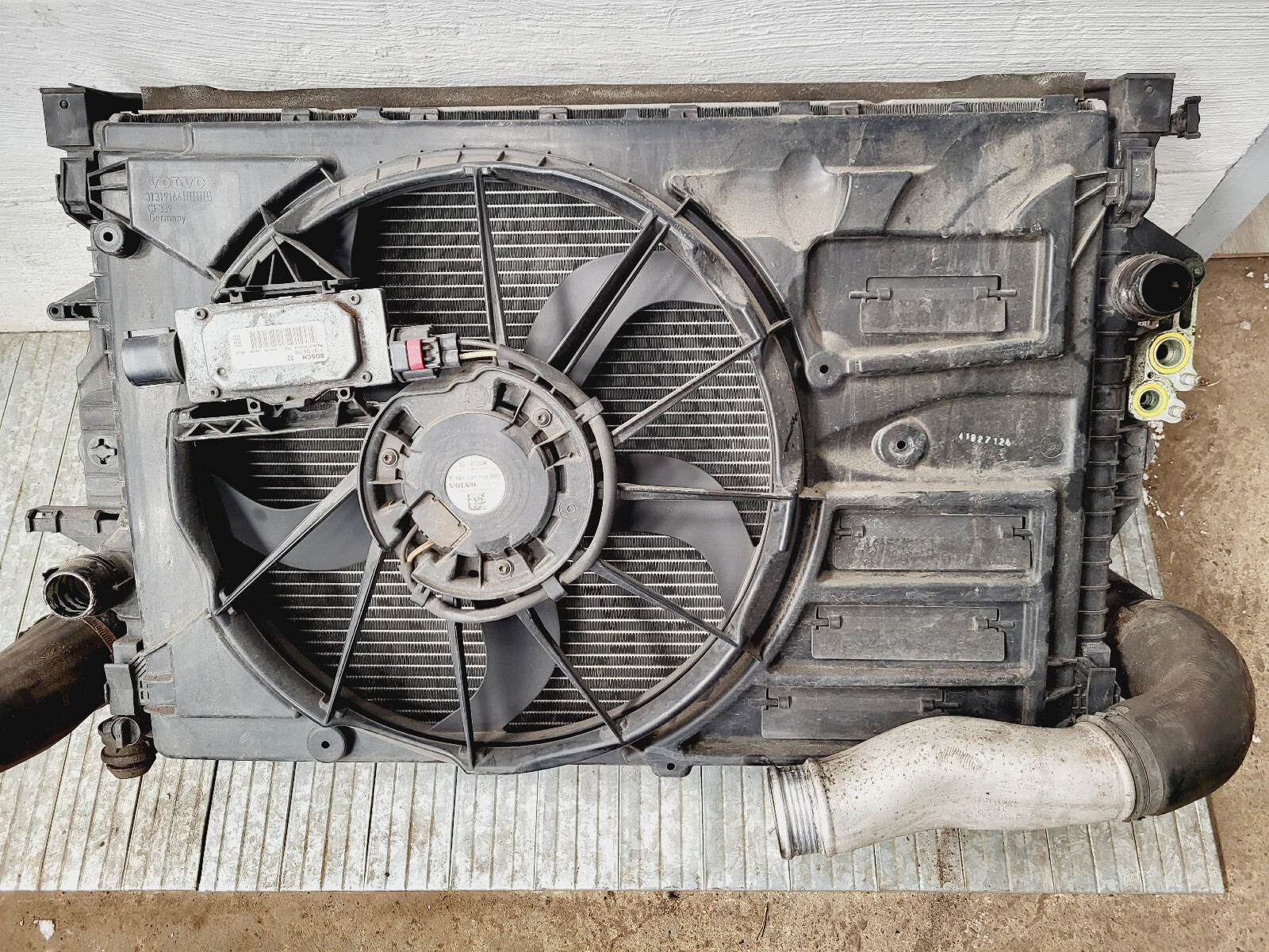 Volvo v40 Radiator Pack 31319166 2.0 Diesel 2014 | eBay UK