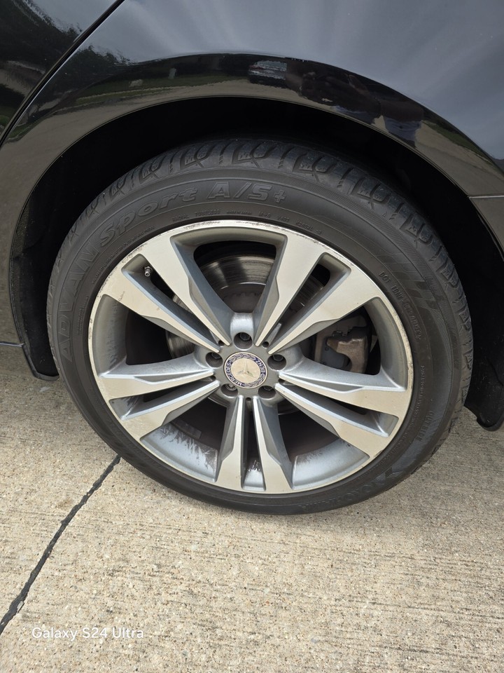 19 Inch Rims with New tires For Mercedez S550, S500, S400 Genuine 4 ...