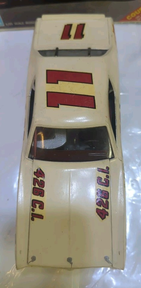 Vintage MPC Buddy Baker 1972 Dodge Charger NASCAR 1:25 Model Kit #1702 ...