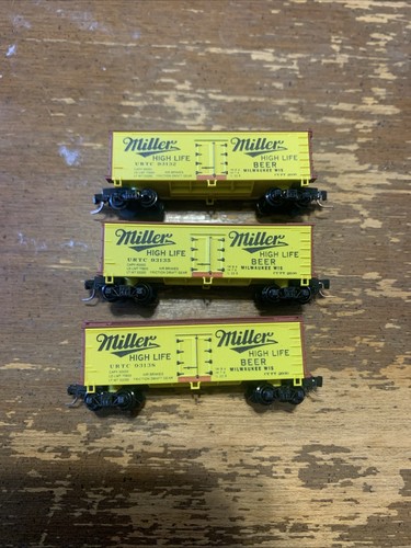 Full Throttle Z Scale Refers Miller Light Beer 34ft Reefer woodside ...