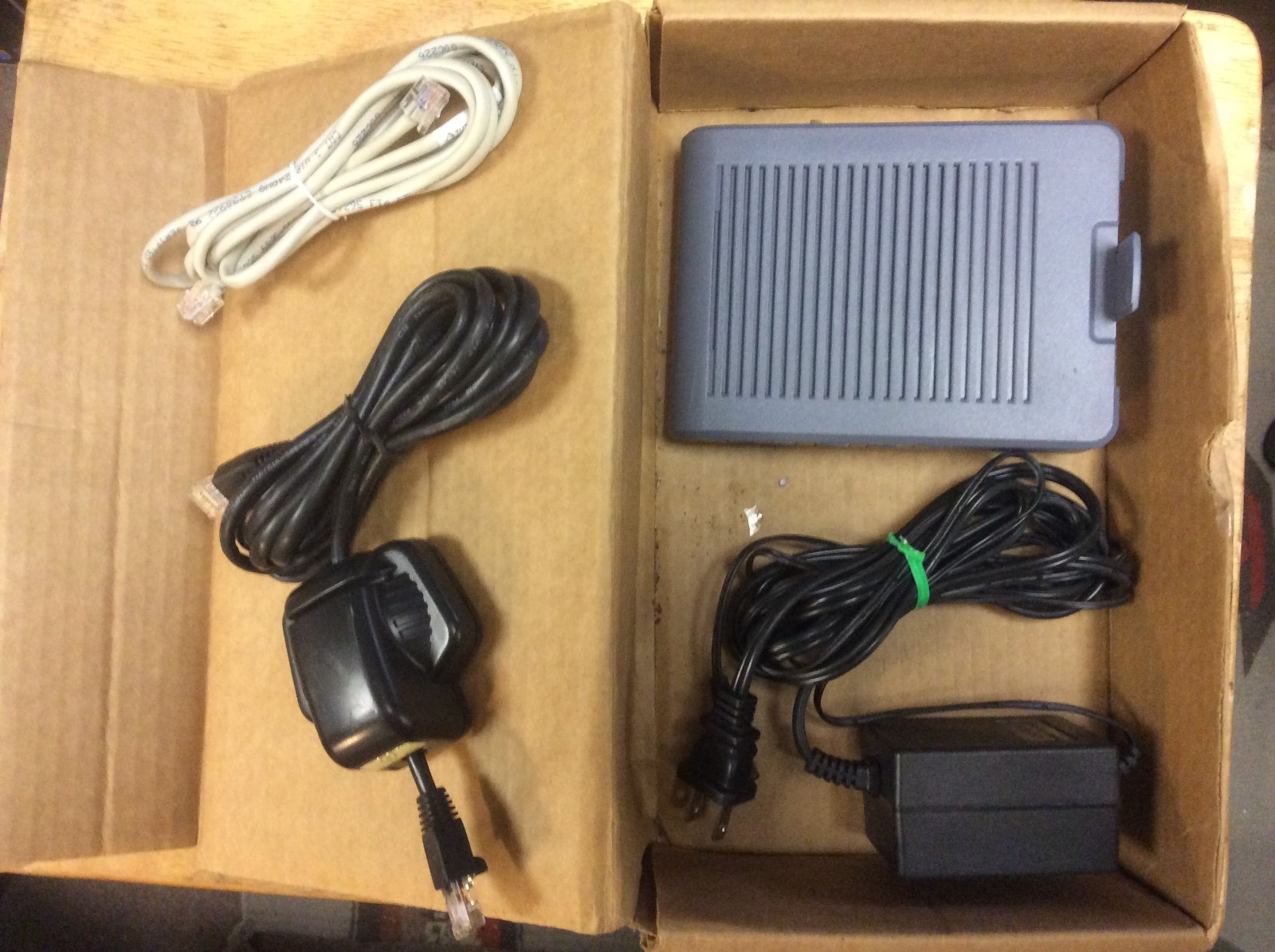 Lot of (10) ZHONE ADSL2+ Modem Model 6211-I3-200 (Including Power ...