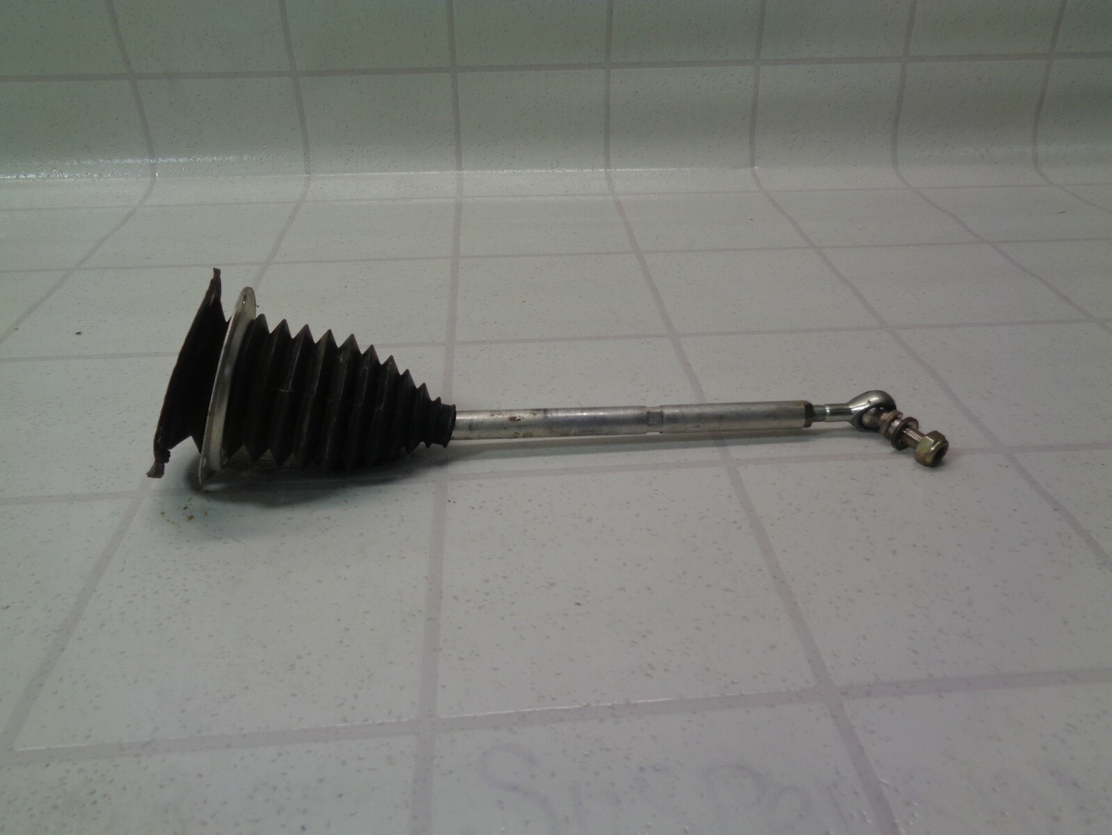 03 2003 Skidoo Ski Doo Summit 700x 700 MXZ Snowmobile Tie Rod Boot ...