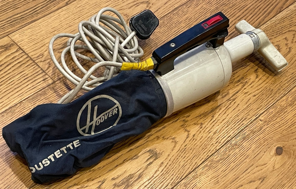 Vintage Retro Hoover Dustette Handheld Vacuum Cleaner. Model 2614B ...