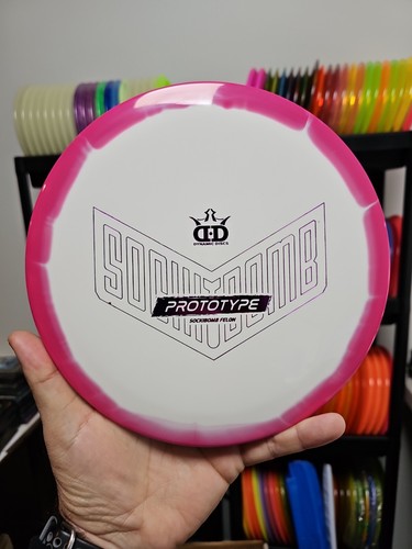 Supreme Orbit SockiBomb Felon 176g Pink White Prototype Dynamic Discs ...